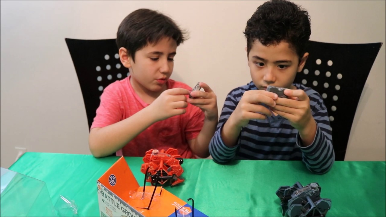 HexBug battle ground Tarantula Unboxing & Review - YouTube
