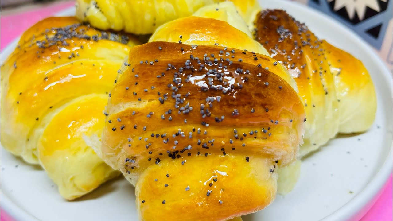 Yumshoq bulochka🥐#bulochka #uysharoitida #uysharoitida #mazzali - YouTube