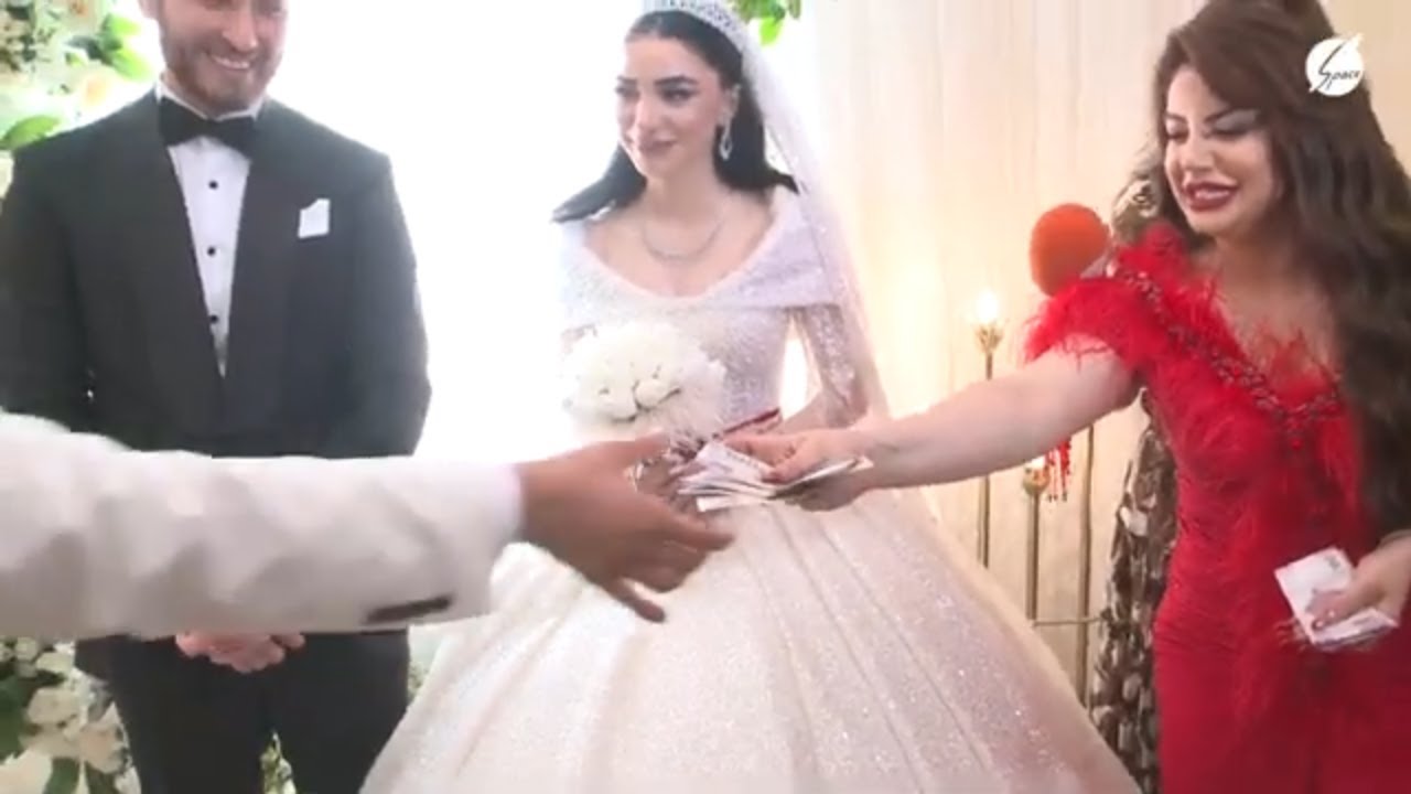 Nüşabə Musayeva bir paçka pulu şirinlik payladı - Banu - YouTube