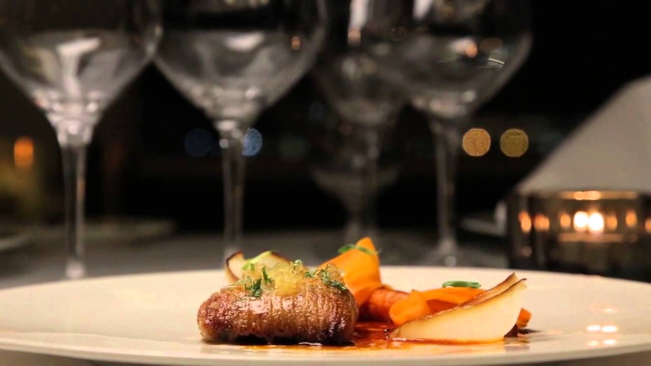 Secret by Siggi - The Fish Starry Ray at Grillið - YouTube