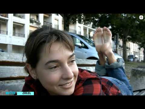 beautiful young french girl shows her feet in public