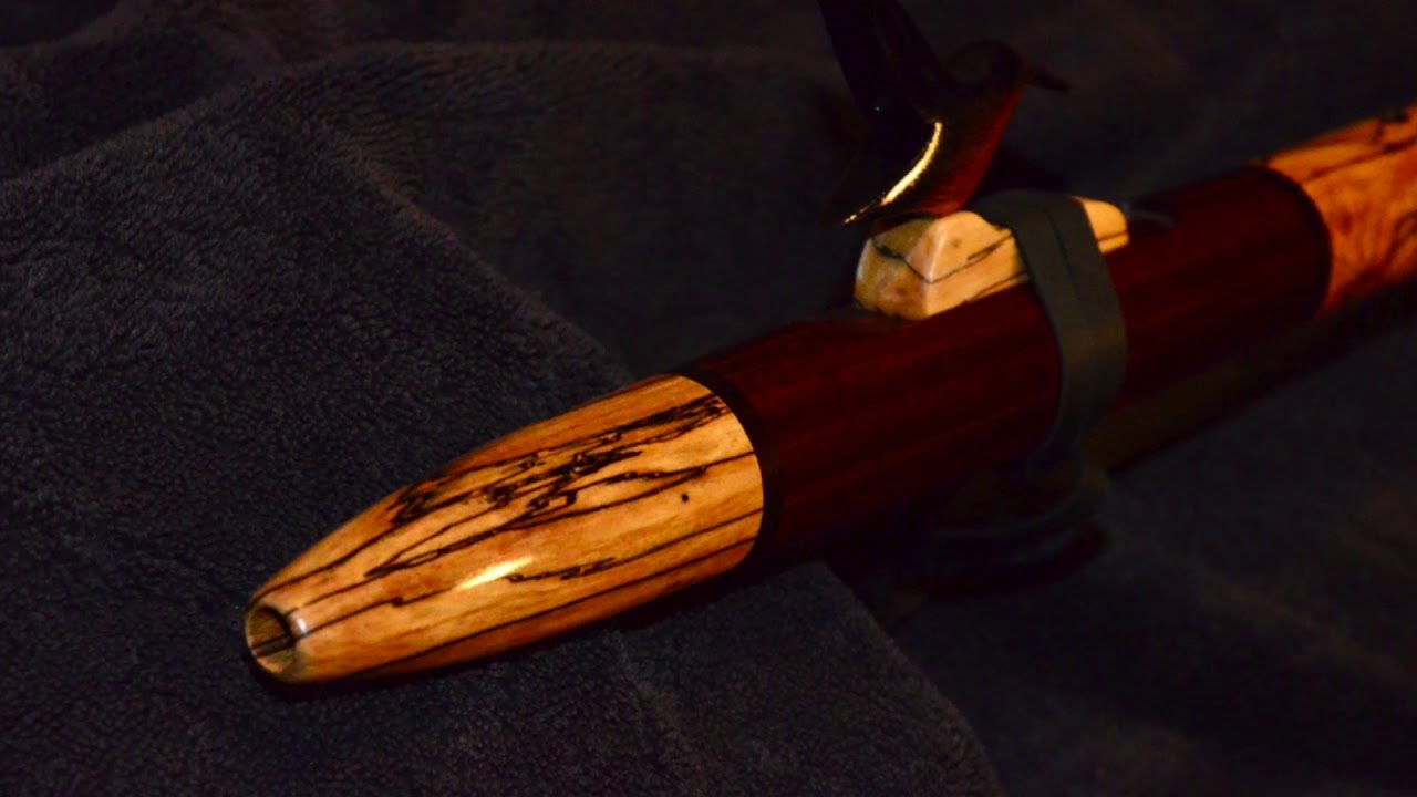 Taking a "Closer Look" at a Gorgeous Rising Moon Flutes "F#4" NAS Flute ...