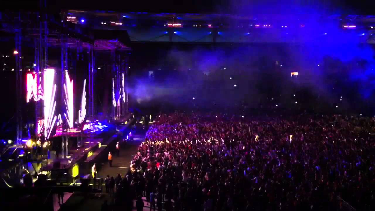 Tiesto @ Home Depot Center - YouTube