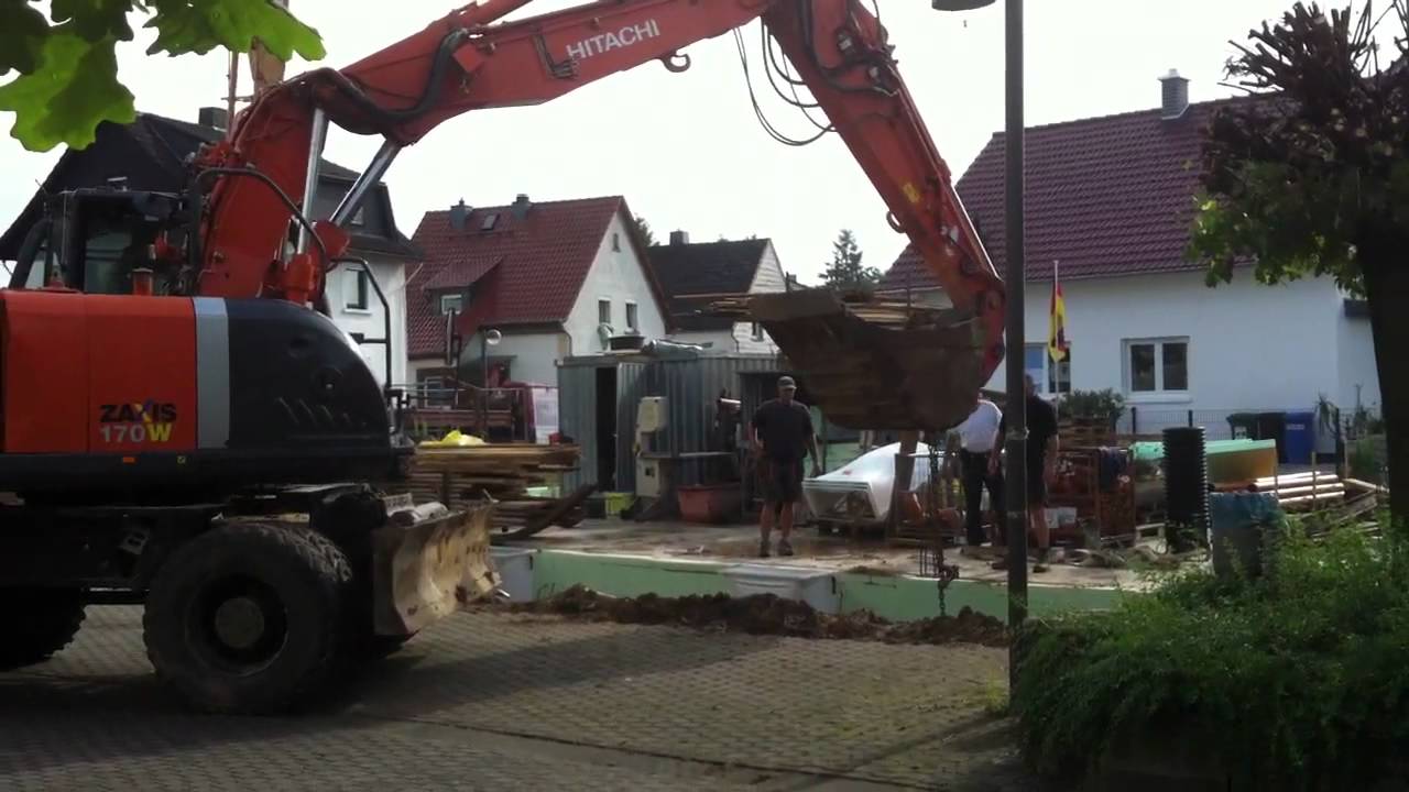 Bagger in Action - YouTube