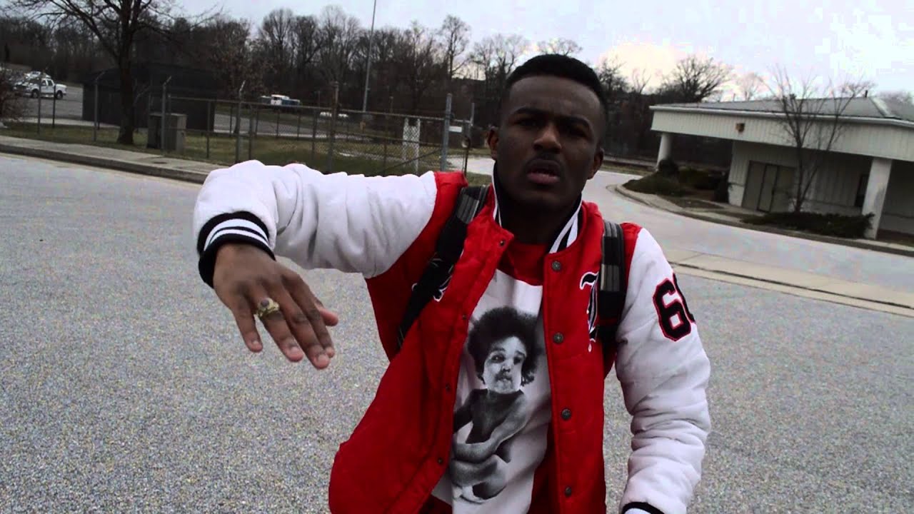 DJ The Rapper 6 Foot 7 Foot Frestyle Official Video - YouTube