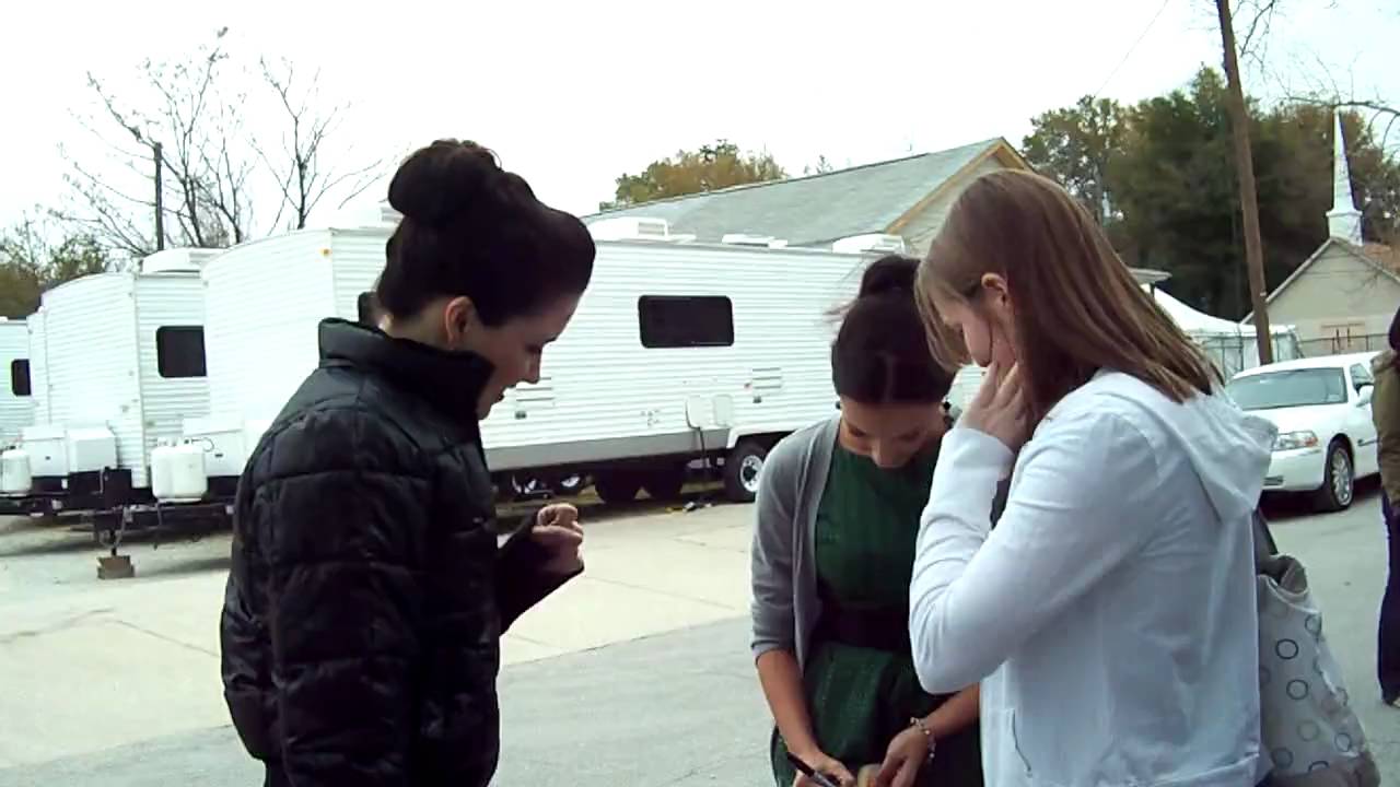 Sophia Bush and Lisa Goldstein - YouTube