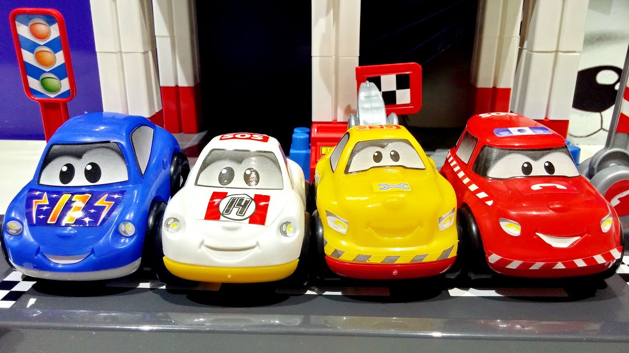 Racetrack Racing F1 Abrick Ecoiffier 4 Race Cars Included From Puppen ...