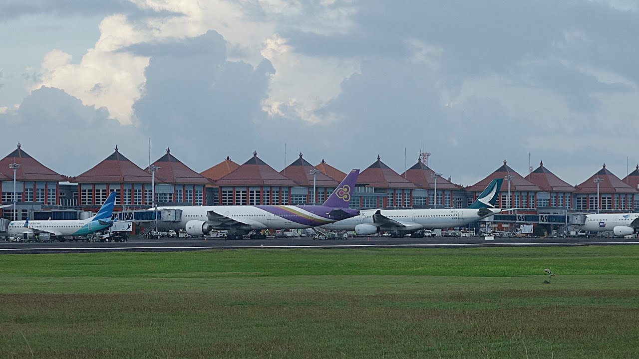 30 Minutes Takeoff and Landing Plane spotting at Bali Airport 2023 ...
