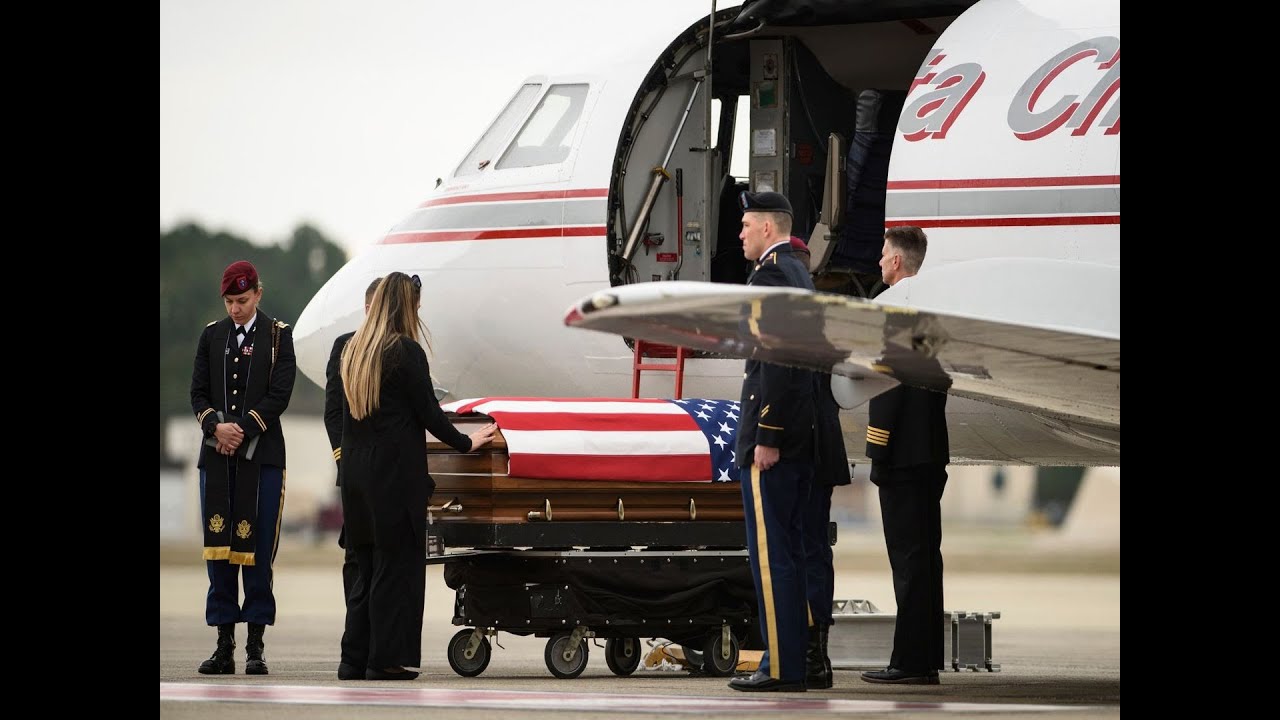 Remains of Fallen US Soldier Returned to Fort Bragg - YouTube