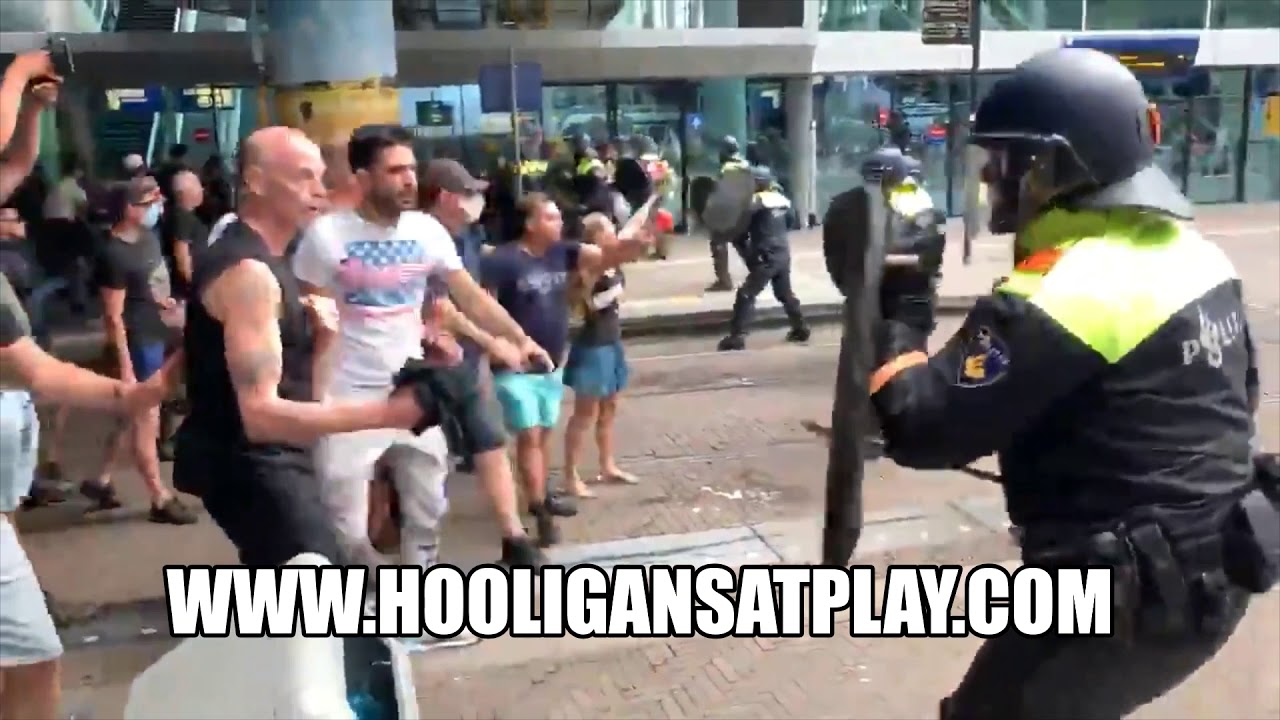 Fighting with the police in The Hague Netherlands (June 21, 2020) - YouTube