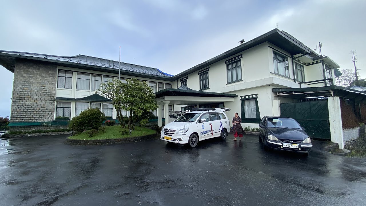 Most luxurious Resort of Pelling | Elgin Mount Pandim | West Sikkim ...