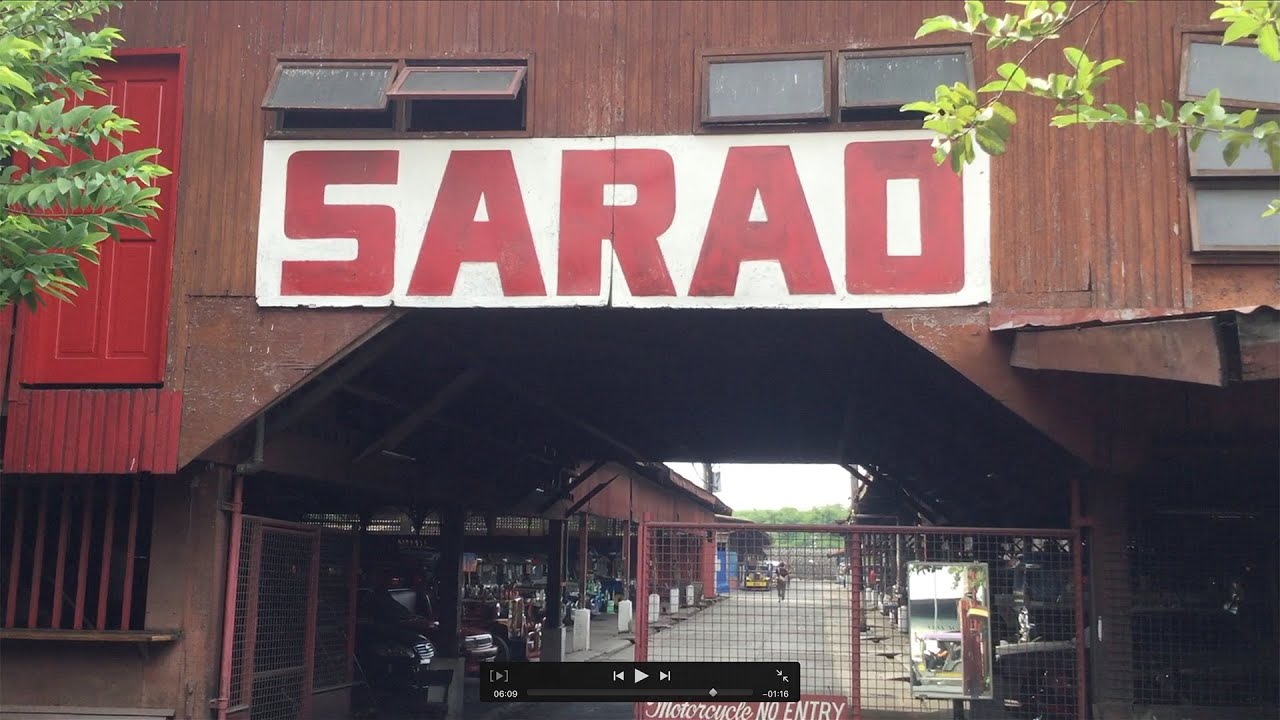 Las Pinas Philippines. Bamboo Organ & Sarao Motors Jeepney Factory バンブー ...