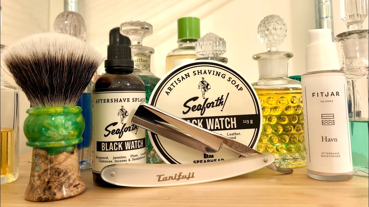 11.12.2022 Beard Removal with a Traditional Straight Razor and Seaforth ...