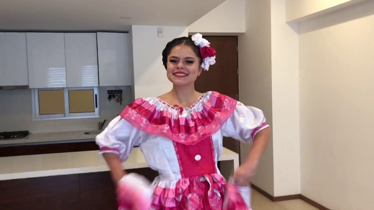 Danza folklórica, las Comaltecas. Colima - YouTube