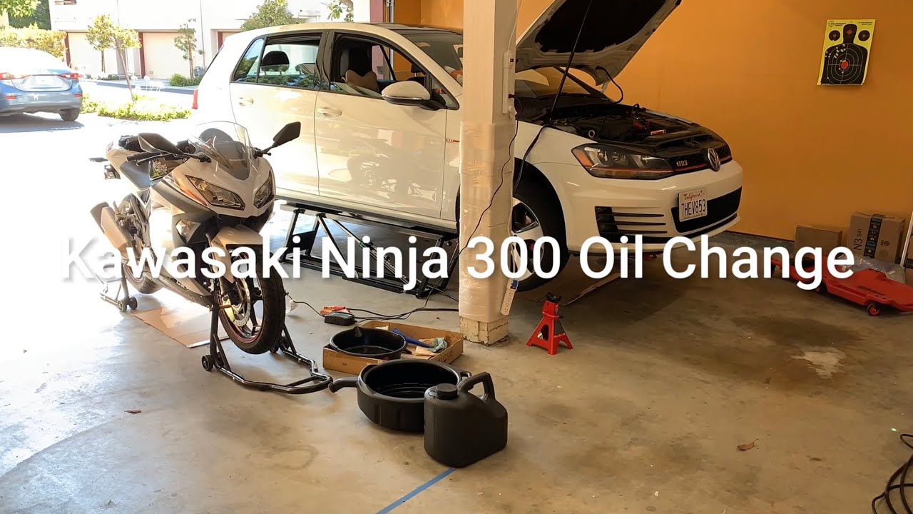 Kawasaki Ninja 300 Oil Change DIY Tutorial - YouTube