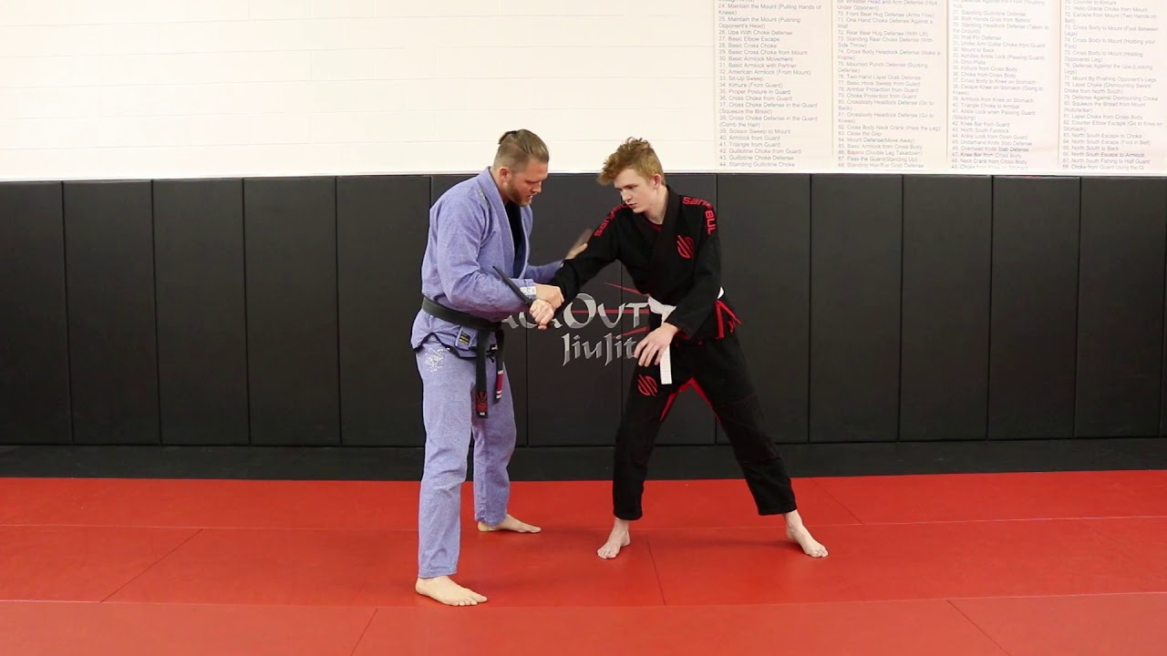 Helio Gracie Self Defense #66 Backhand Knife Defense - YouTube