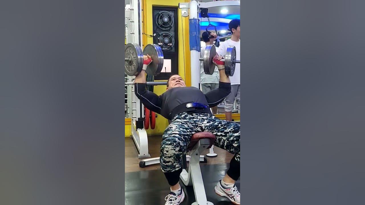 공덕 헬스 피티 11월25일 160kg 인클라인 헤머, 벤치 100kg 40회 #대흥동헬스 #아현동헬스 #염리동헬스 #공덕동헬스 - YouTube