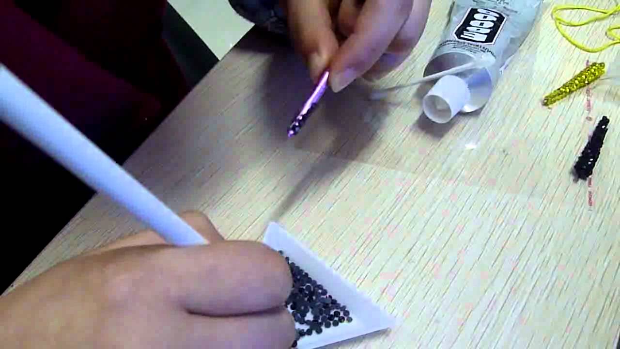 How to make Rhinestone Spike Beads - YouTube