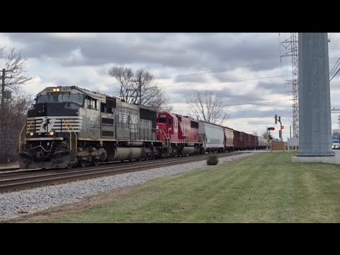 NS 1837 and CP SD60-3 lead CPKC 247 at Morton Grove - YouTube