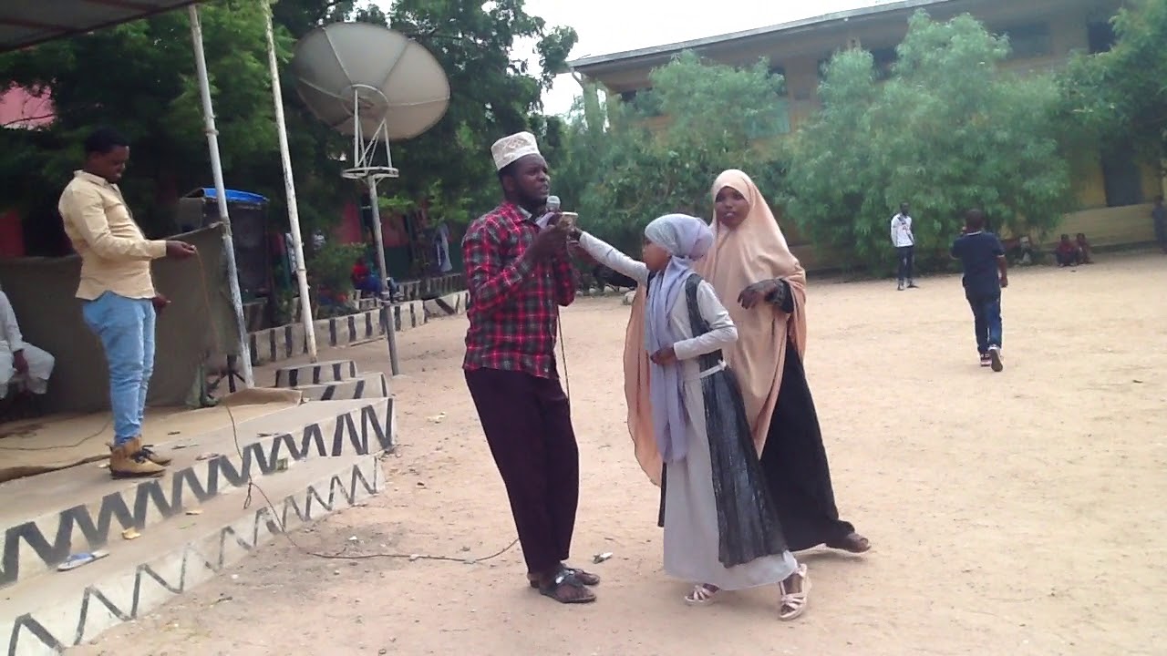 Artis bekama ustaz Mohamad Najaash - YouTube