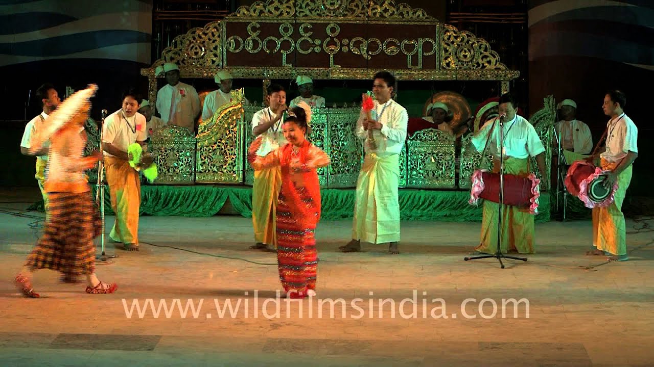 Burmese dance performed with comedy show - Sangai Festival - YouTube
