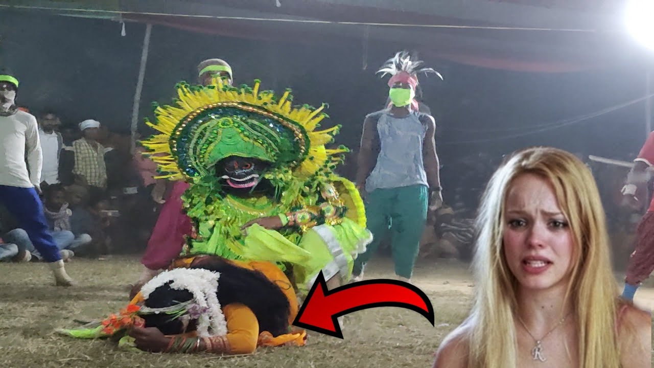 এত লোকের মাঝে মহিলা টাকে এমন দিলো | chhau nach purulia | cho nach ...