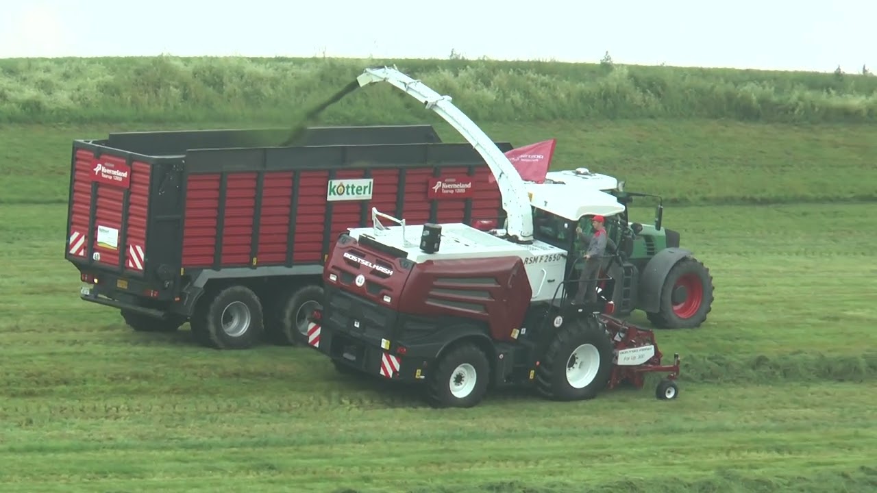 Rostselmash RSM F 2650 forage harvester on grassland demo in Germany ...