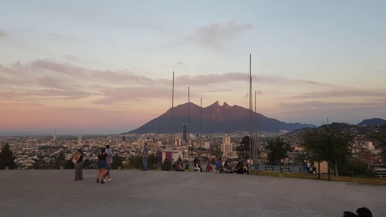 4k - Atardecer Cerro de la Silla visto desde el mirador Obispado, Asta ...