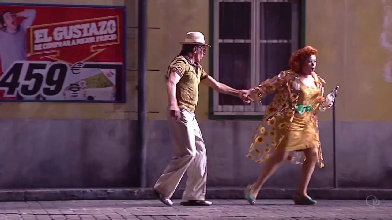 Entretien avec le chef d'orchestre Riccardo Frizza - YouTube