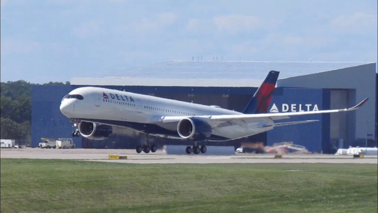 CVG | Delta A350 Test Flight & Touch and Goes 9/14/17 - YouTube