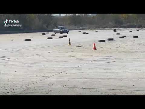 lada 2107 matt fekete