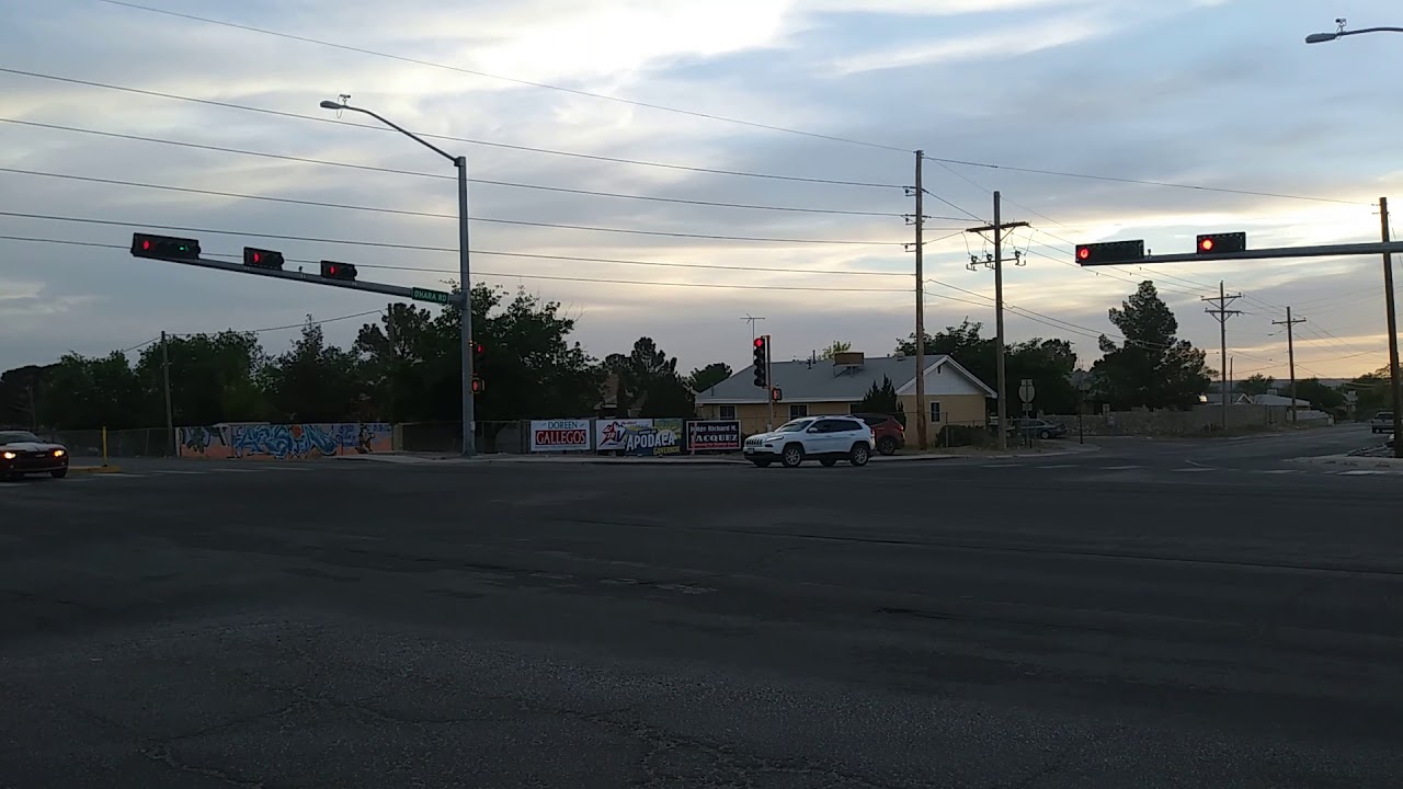 Signs up for Jeff Apodaca #ApO18 - YouTube