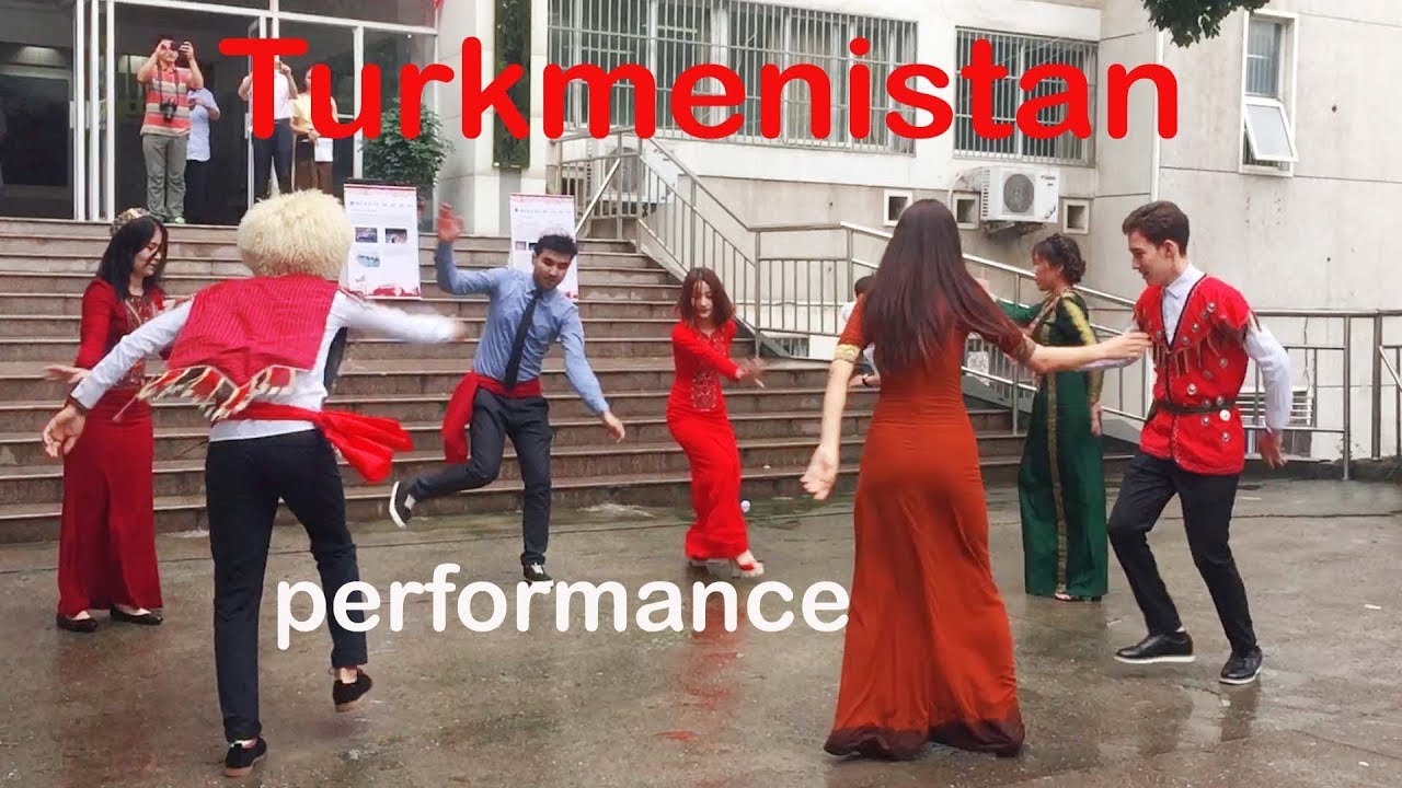 A VERY BEAUTIFUL TURKMENISTAN DANCE BY STUDENTS AT CHINA - YouTube