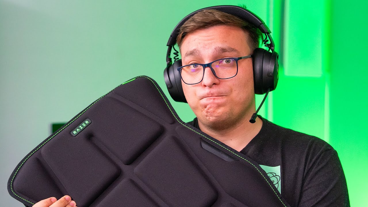 RAZER inventează O NOUĂ CATEGORIE de produs! Dar MERITĂ SAU NU? - YouTube