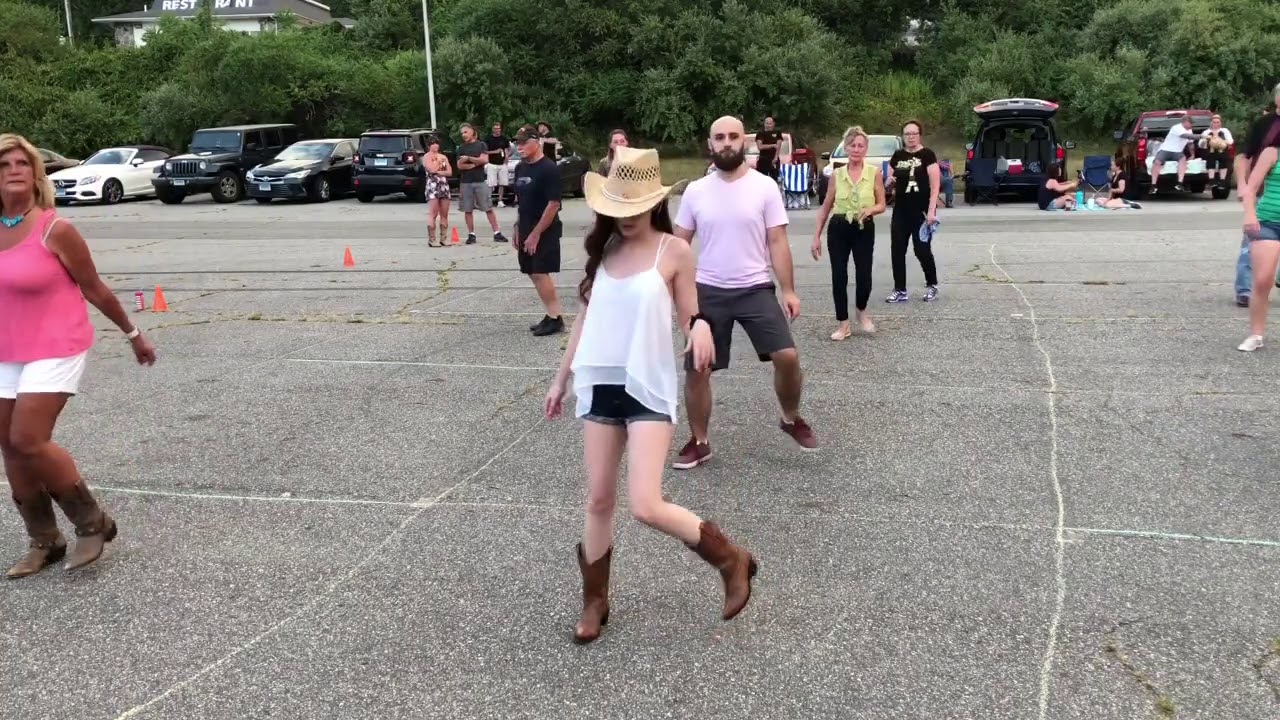 The Wolf Line Dance - YouTube