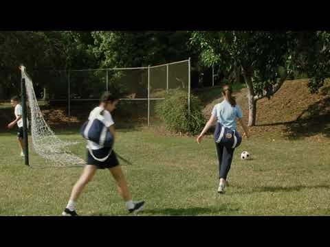 The Princess Diaries (2001) – Mid-Credits Scene | Mia Misses the Soccer Ball and Falls