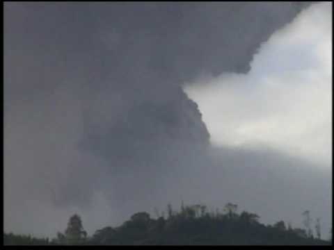 Erupción volcán Galeras 30 septiembre 2009 - YouTube