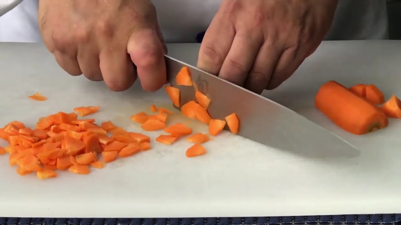 CORTE PAISANA DE UNA ZANAHORIA - YouTube