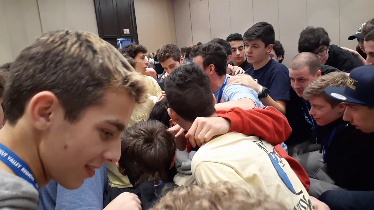 BBYO winter kallah day 3 dance - YouTube