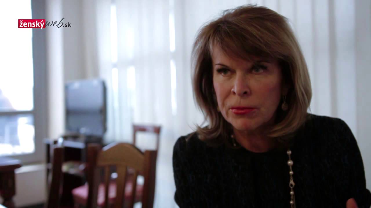 Mária Reháková o Plese farmaceutov a športovcov - YouTube