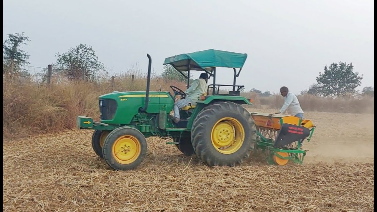 Seeding Maize by Multi Crop Planter | Makke ki Buwai | Maize Sowing ...