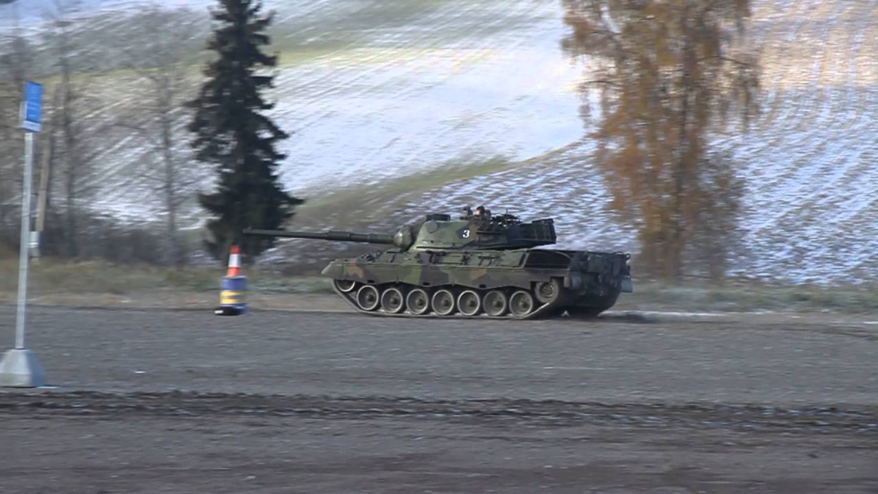 Leopard 1A5NO - YouTube