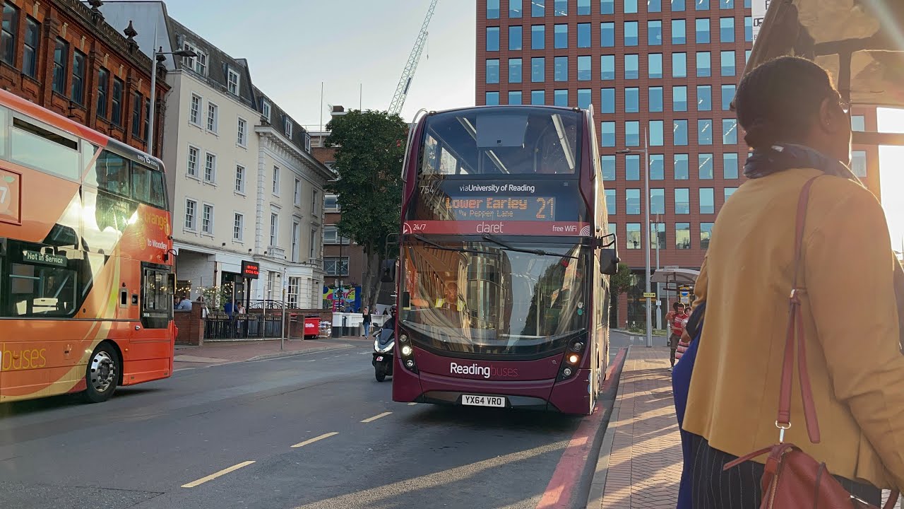 Reading Buses Enviro400 MMC 754 (YX64VRO) On Route 21 To Lower Earley ...