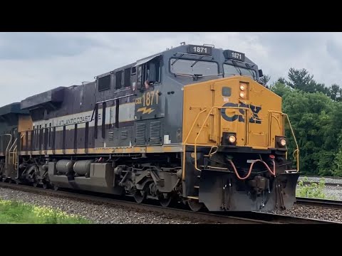 CSX 1871 shows up in Berea (Railfanning NS and CSX in berea, OH) - YouTube