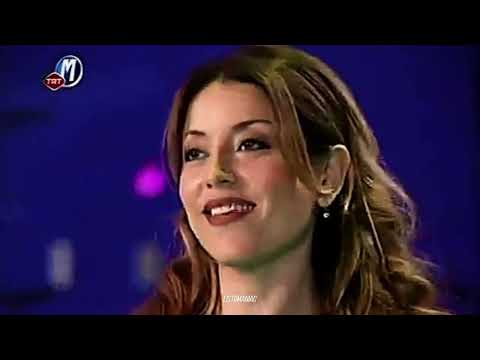 Aşkın Nur Yengi, Huysuz ve Tatlı Kadın [Canlı Performans]