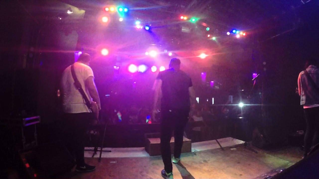 Alpha Union - Volver a Ti en vivo (Puebla) - YouTube