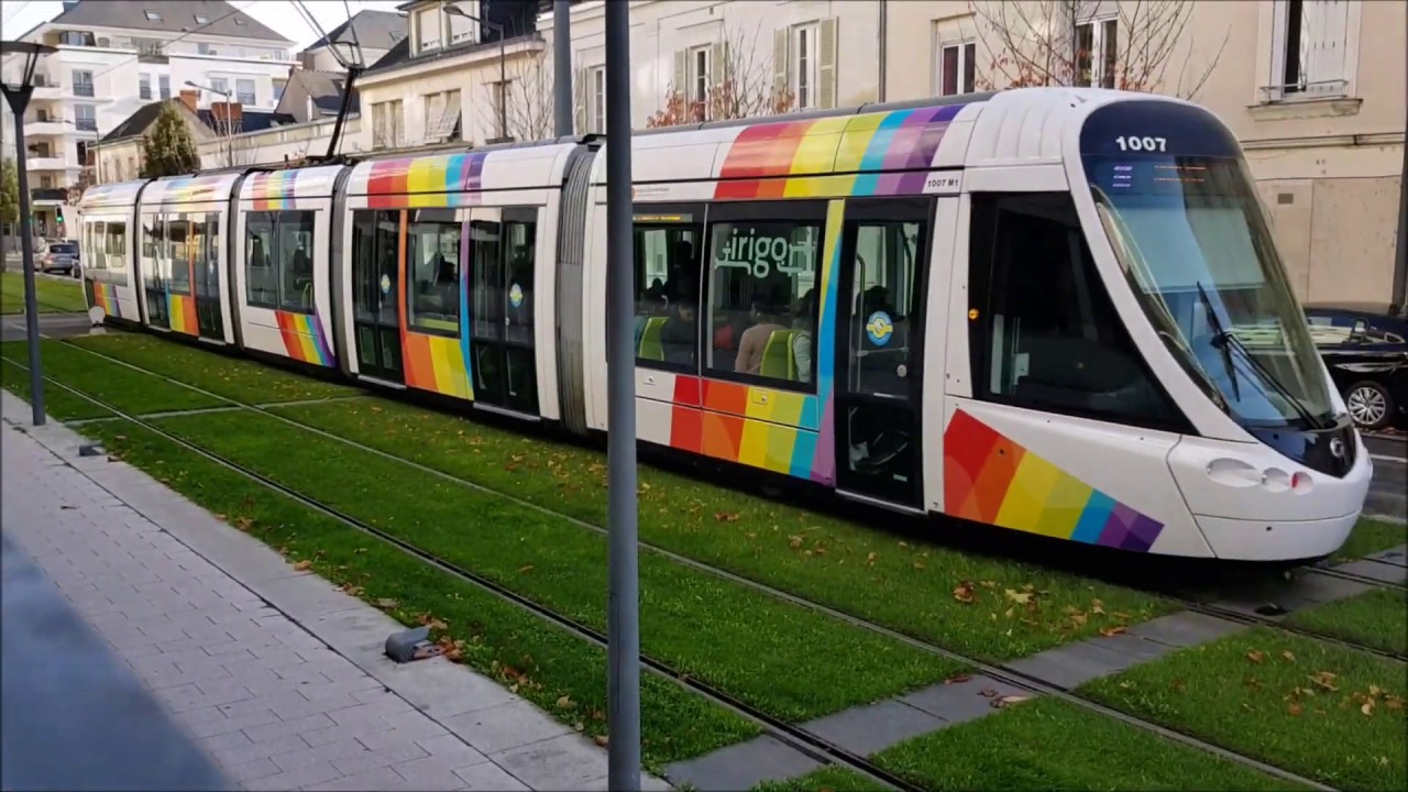Tramway d'Angers - Irigo - YouTube