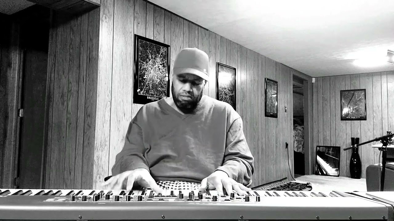 "We Need a Word From the Lord" (Thomas Whitfield) performed by Darius ...