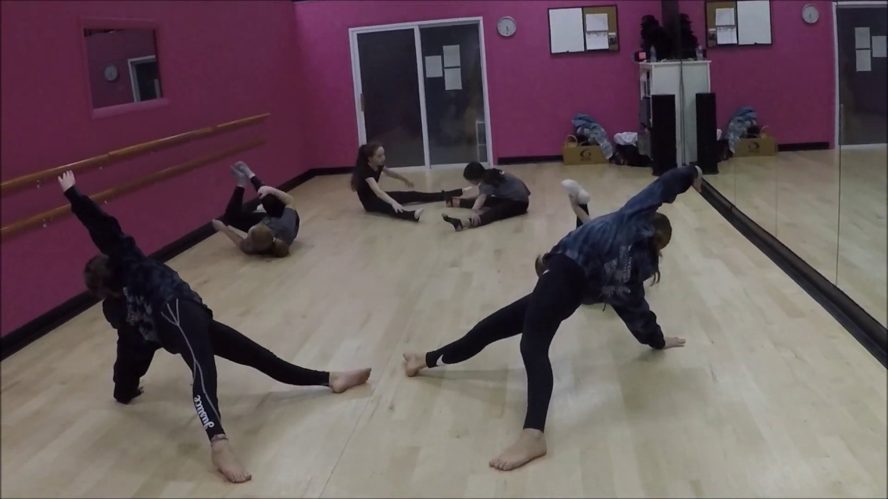 Contemporary Dance Class - Floor Work - YouTube
