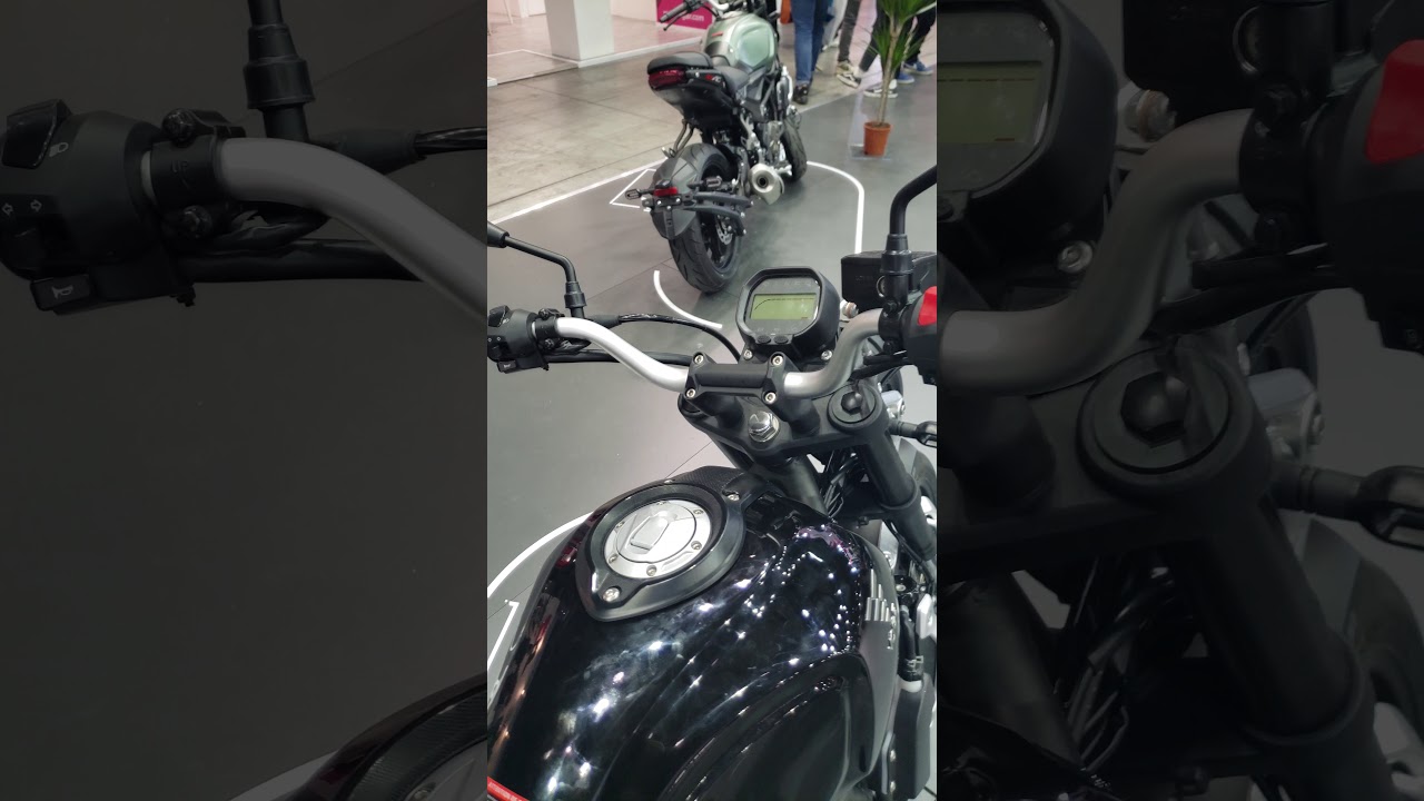 Voge loncin AC6 300 - YouTube